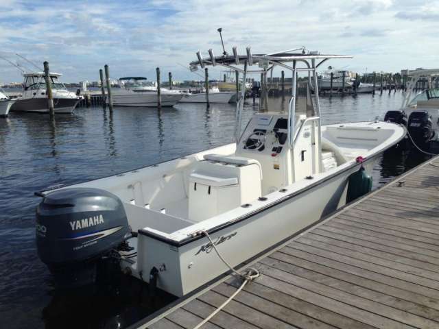 2007 key largo 236 lancha en Asunción - Lanchas, barcos y veleros | 51501