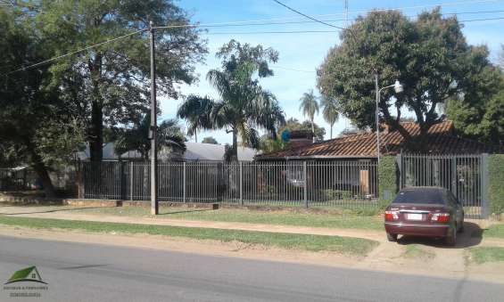 Vendo hermosa casa quinta zona mariano roque alonso, barrio san blas en Mariano Roque Alonso ...